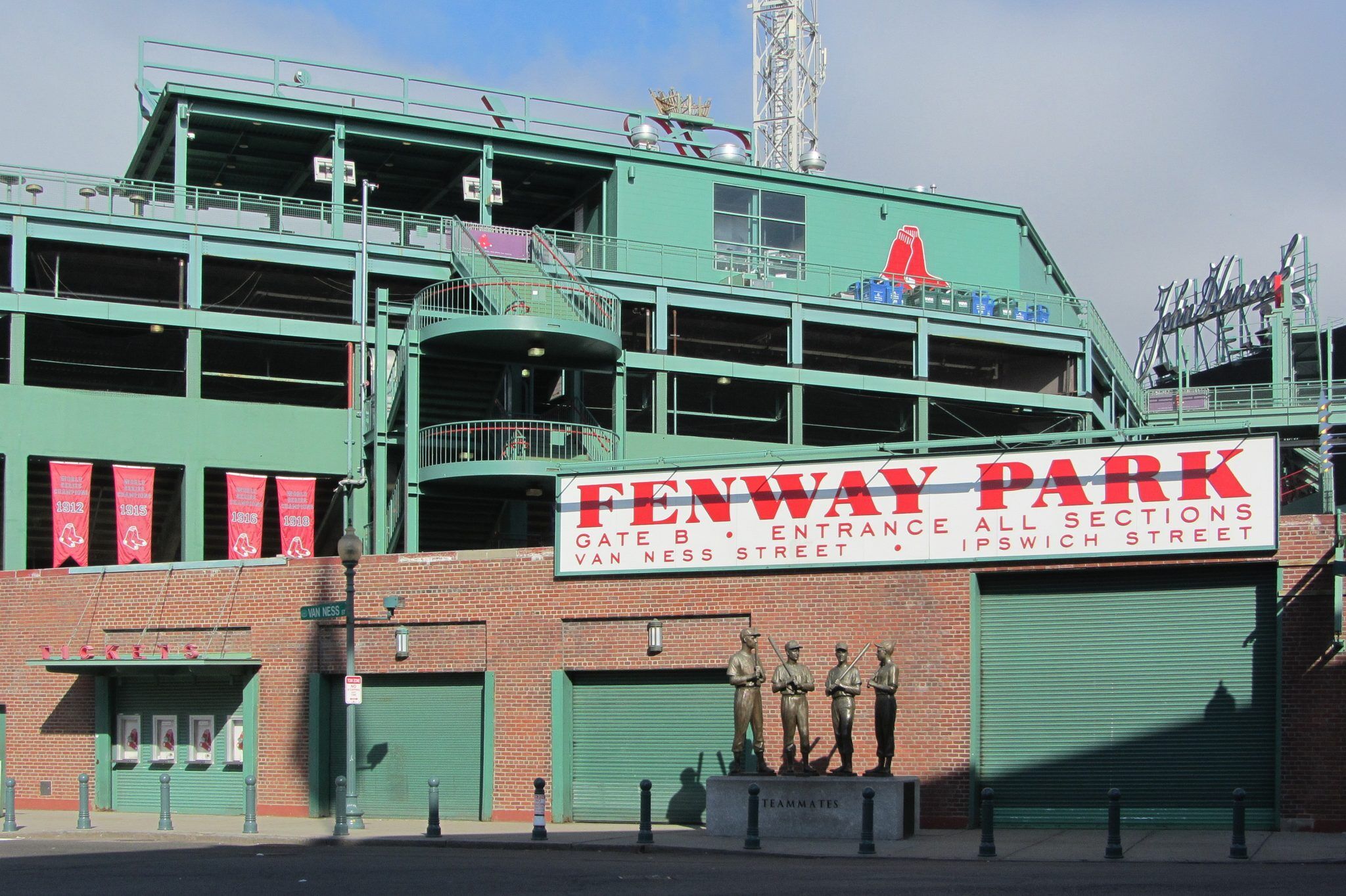 Historic MLB Ballparks - Landmark Educational Tours